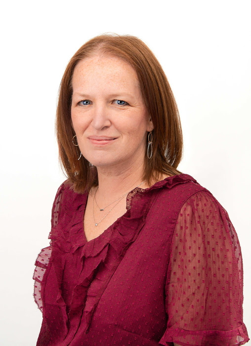 ROE TO LEAD FOLK ALLIANCE
